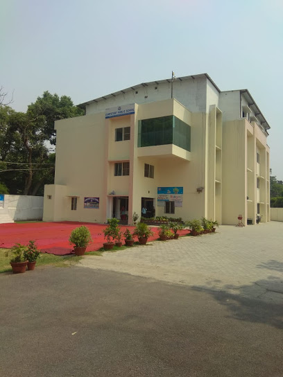 Competent Public School, C.B.Ganj, Clutterbuck Ganj, Bareilly, Uttar Pradesh | YAYSKOOL
