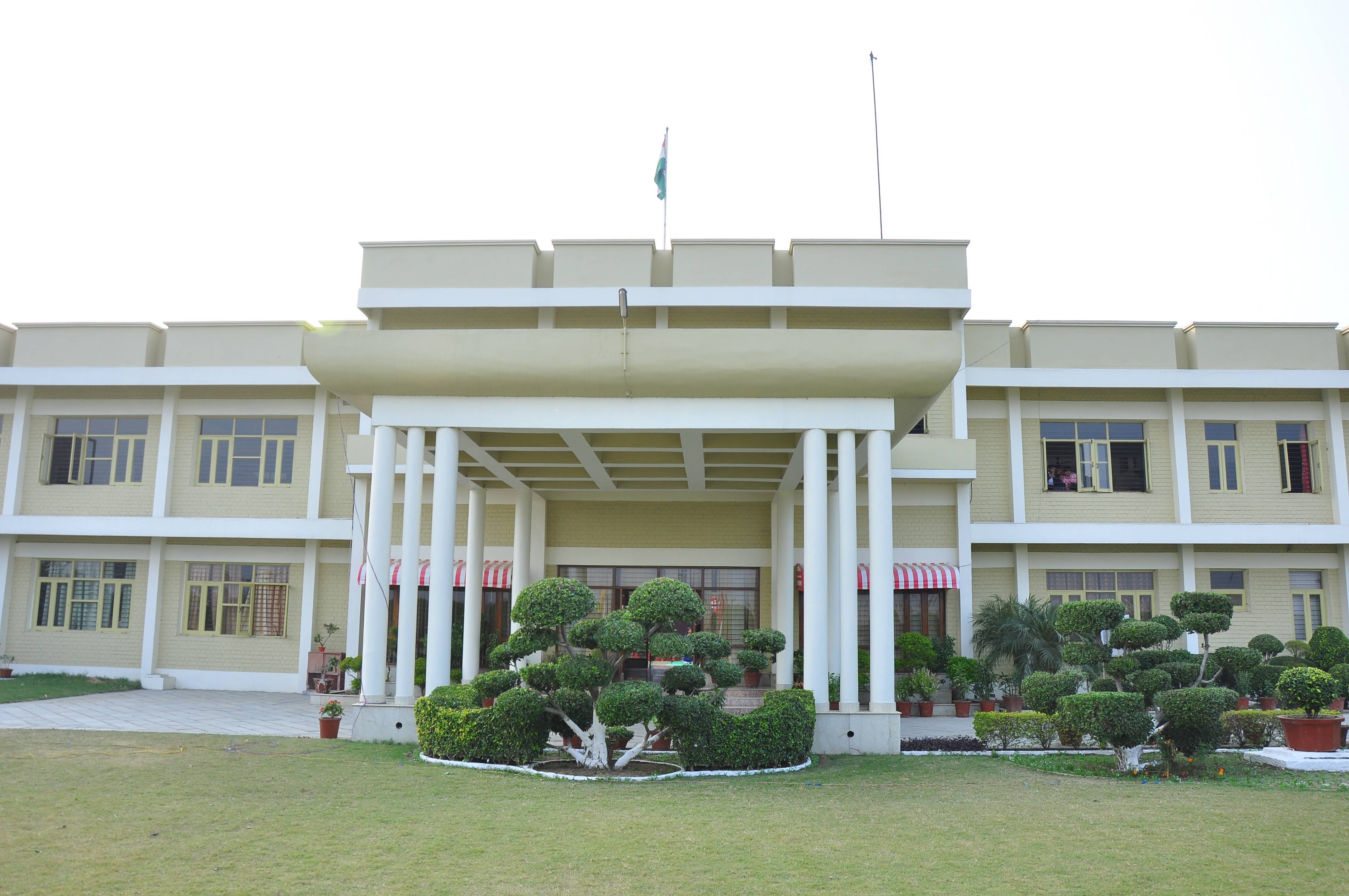 Holy Angel School, DABRA ROAD, HISAR, Hissar, Haryana | YAYSKOOL