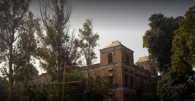 Queen Victoria Girls Inter College, Mahatma Gandhi Road, Hariparwat ...