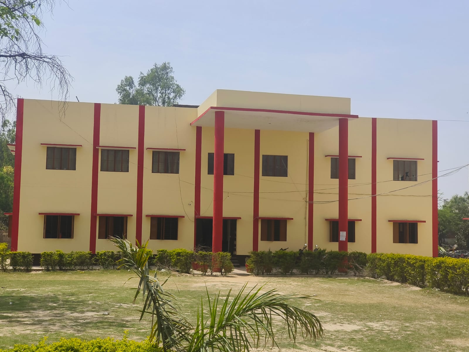 Sri Sadashiv Shiksha Niketan Inter College, Nanak Ganj Grant Jhala ...